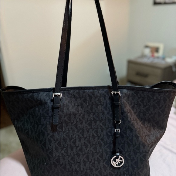 Michael Kors | Bags | Michael Kors Black Textured Tote With Silver ...